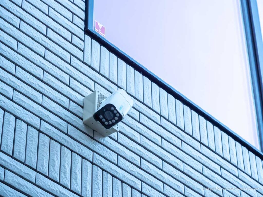 【レビュー】Reolinkの4K屋外防犯カメラを新築戸建に施主支給でつけてみた - しろくま無添加 くらしの便利帳